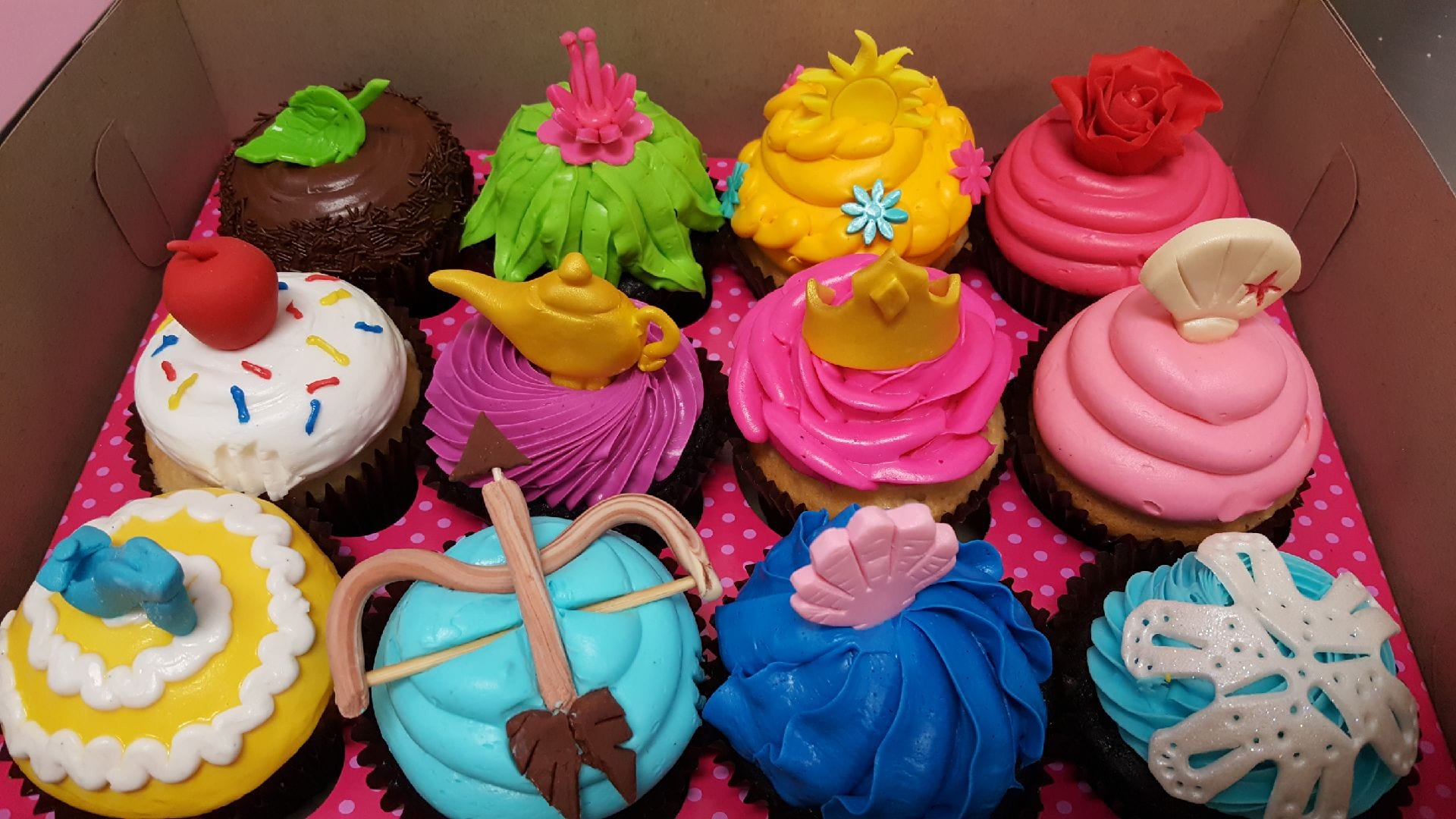 Custom Cupcakes - Smallcakes